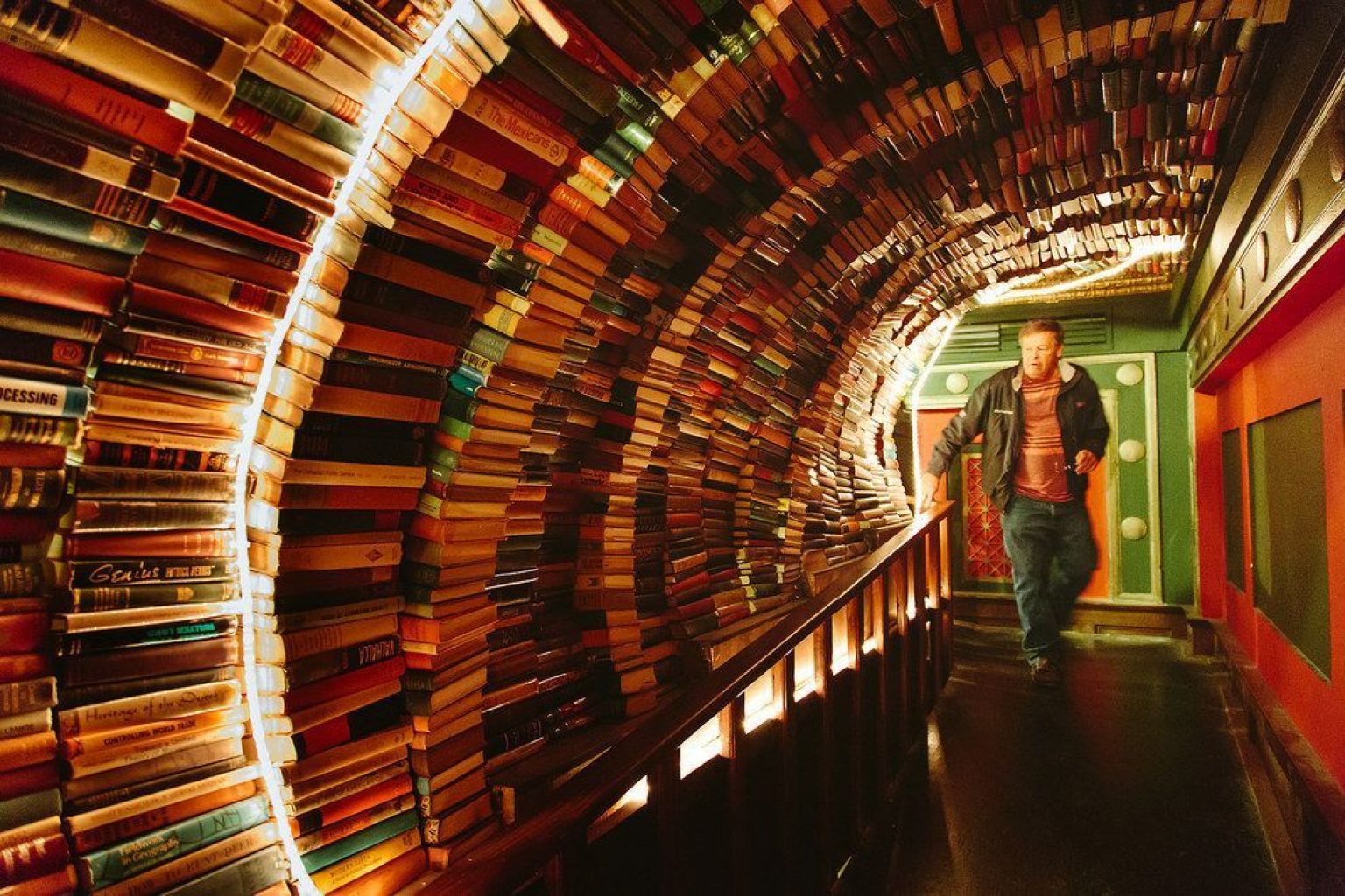 15 of the Most Unbelievably Beautiful Bookstore in the World – Arch2O.com