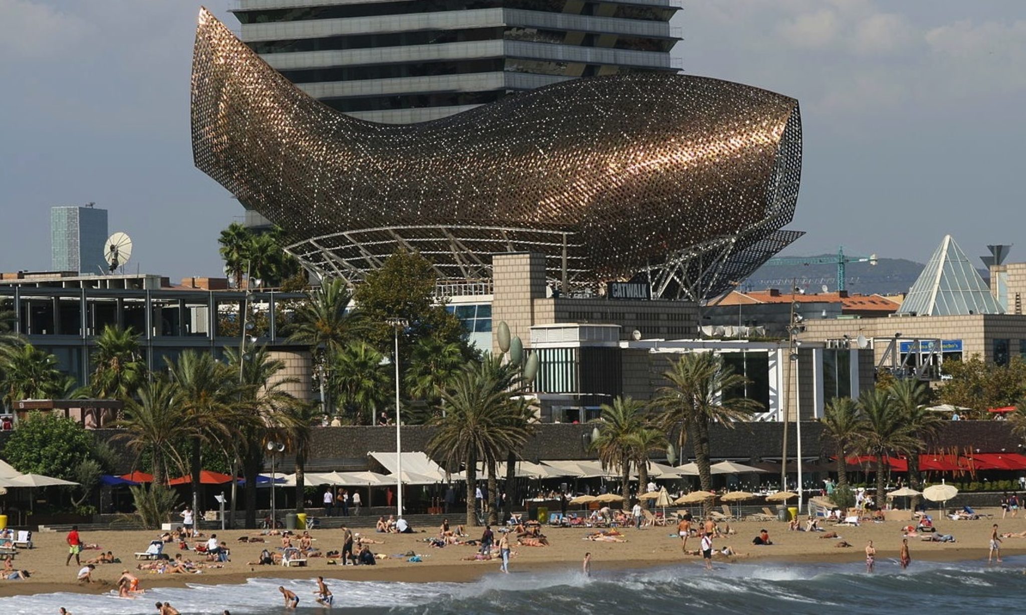 The Best 20 Frank Gehry Buildings That Illustrate His Ingenuity ...