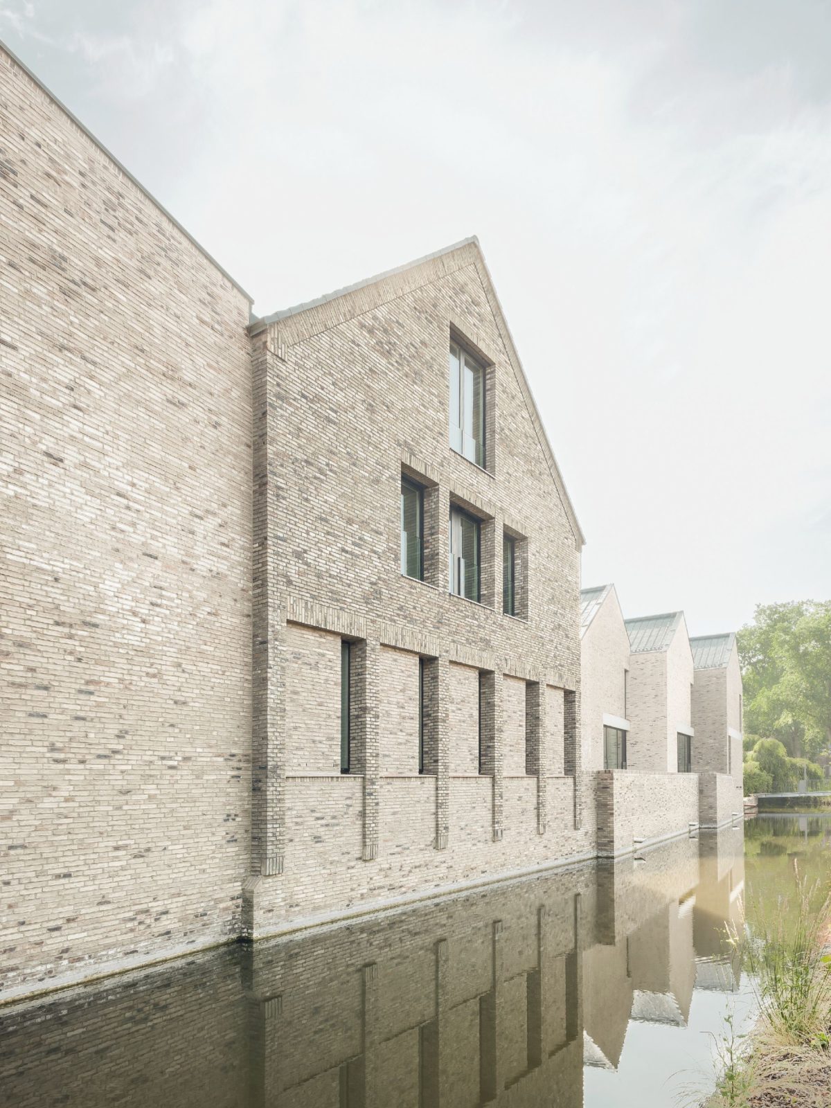 Kult | Pool Leber Architekten + Bleckmann Krys Architekten - Arch2O.com