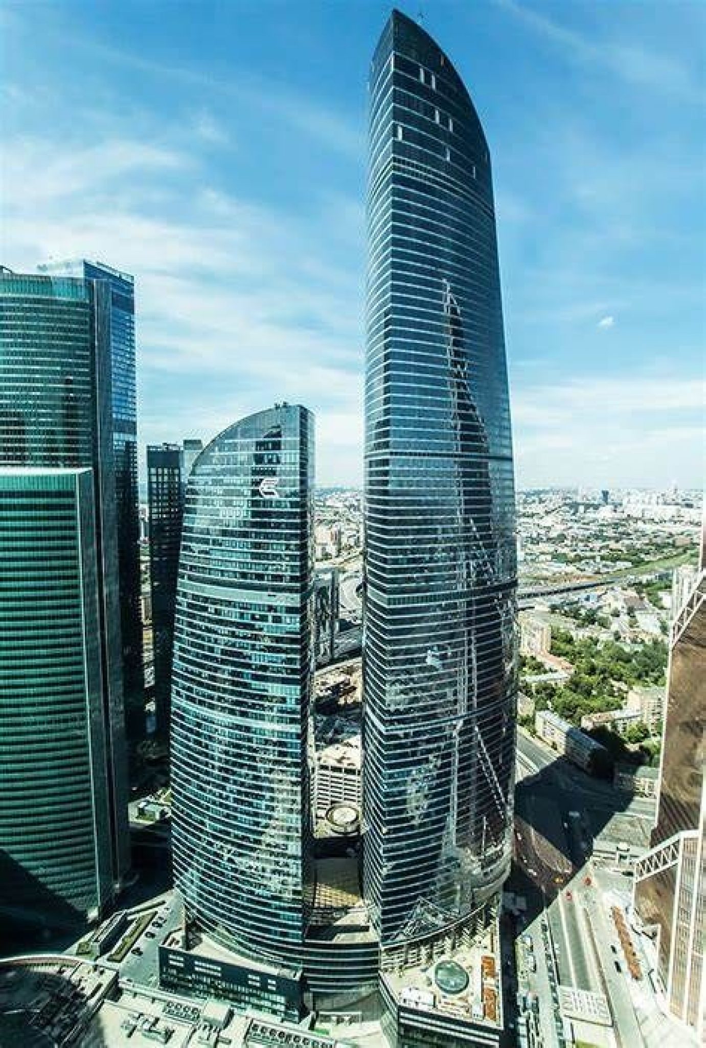 Piercing the Sky - What is the Tallest Building in the World? - Arch2O.com