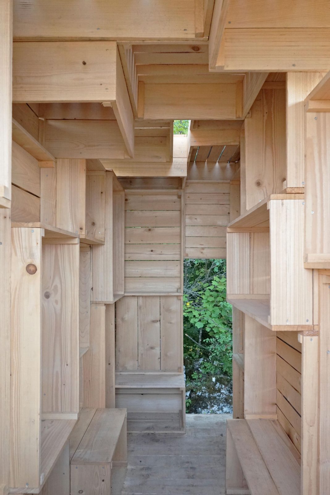 The Fortified Cavern | Clara Copiglia + Benjamin Lagarde + Tim Cousin ...