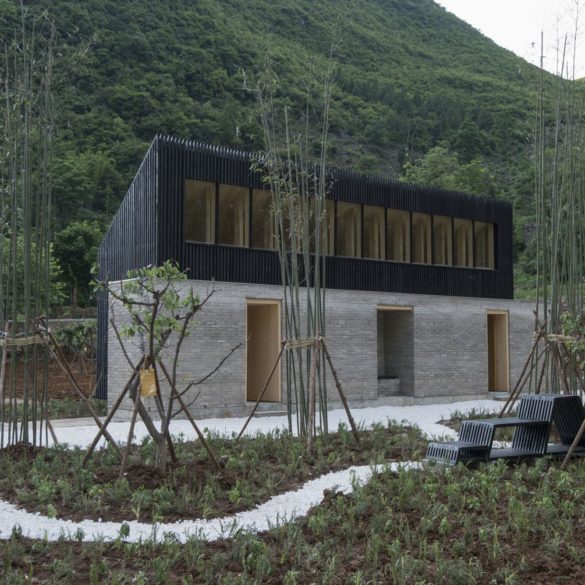 The Louna Architects Bookshop | The Scarcity and Creativity Studio ...