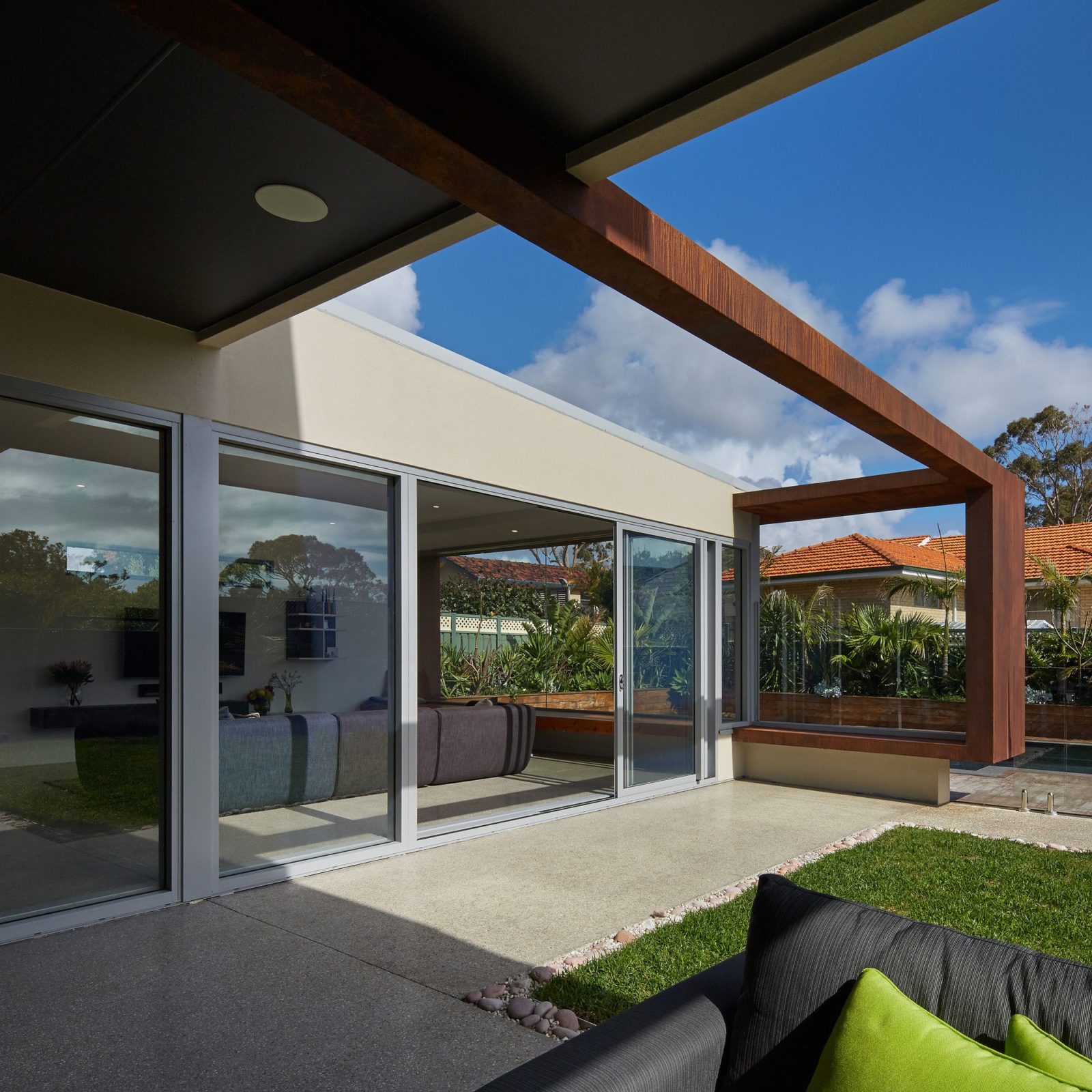 XYZ House | Mark Aronson - Arch2O.com