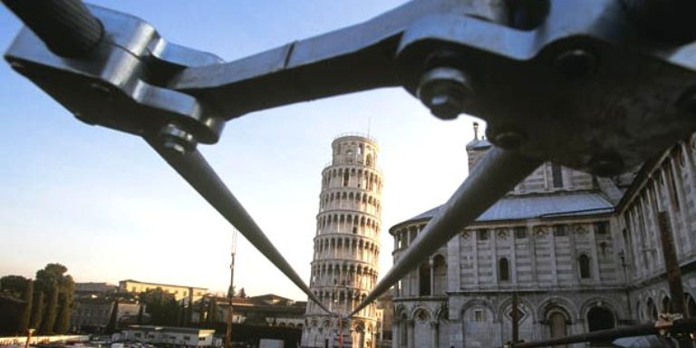 5 Reasons Why the Leaning Tower of Pisa Is a Perfect Architectural ...