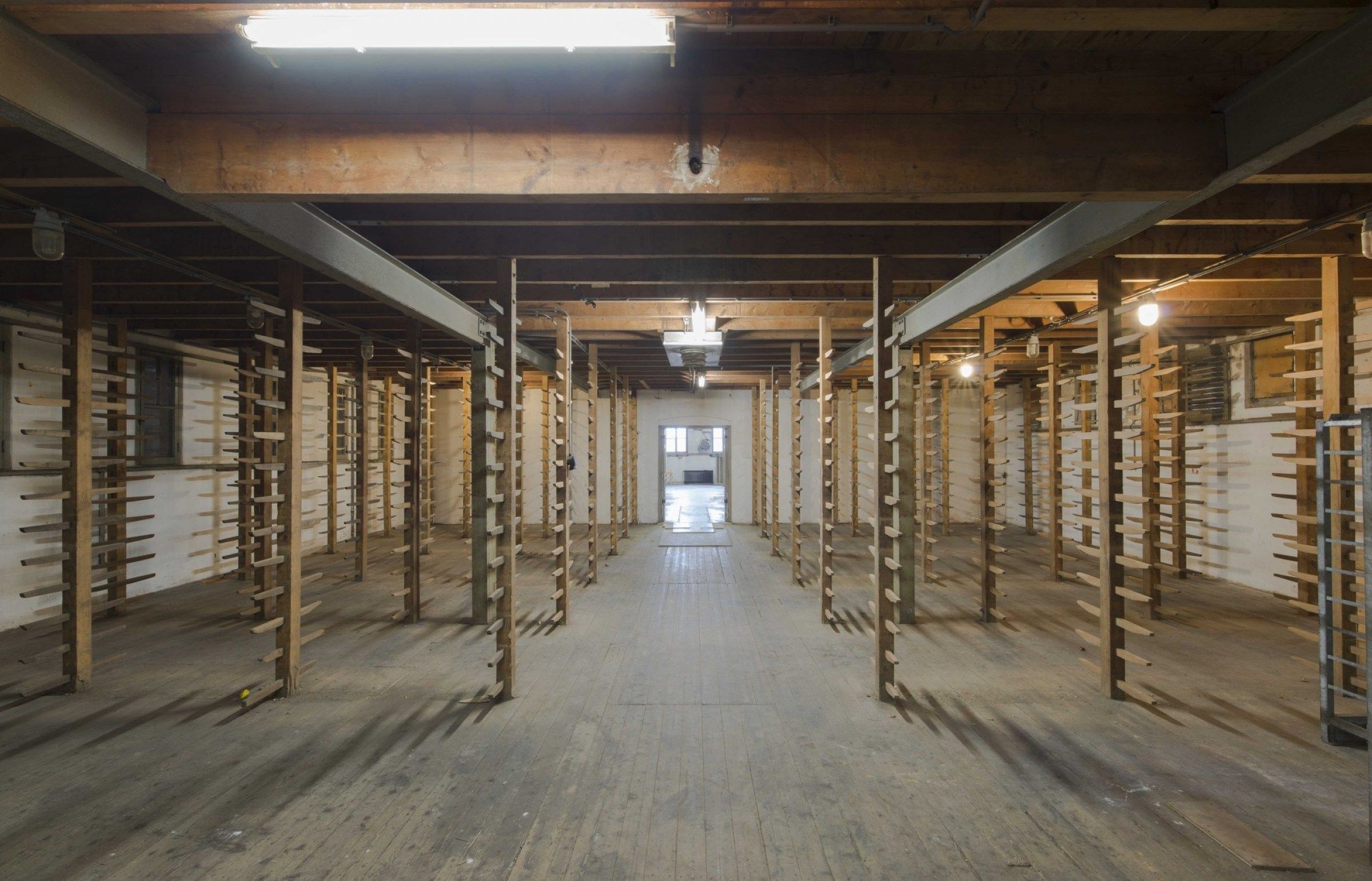 Gouda Cheese Warehouse Loft Apartments | Mei architects and planners ...