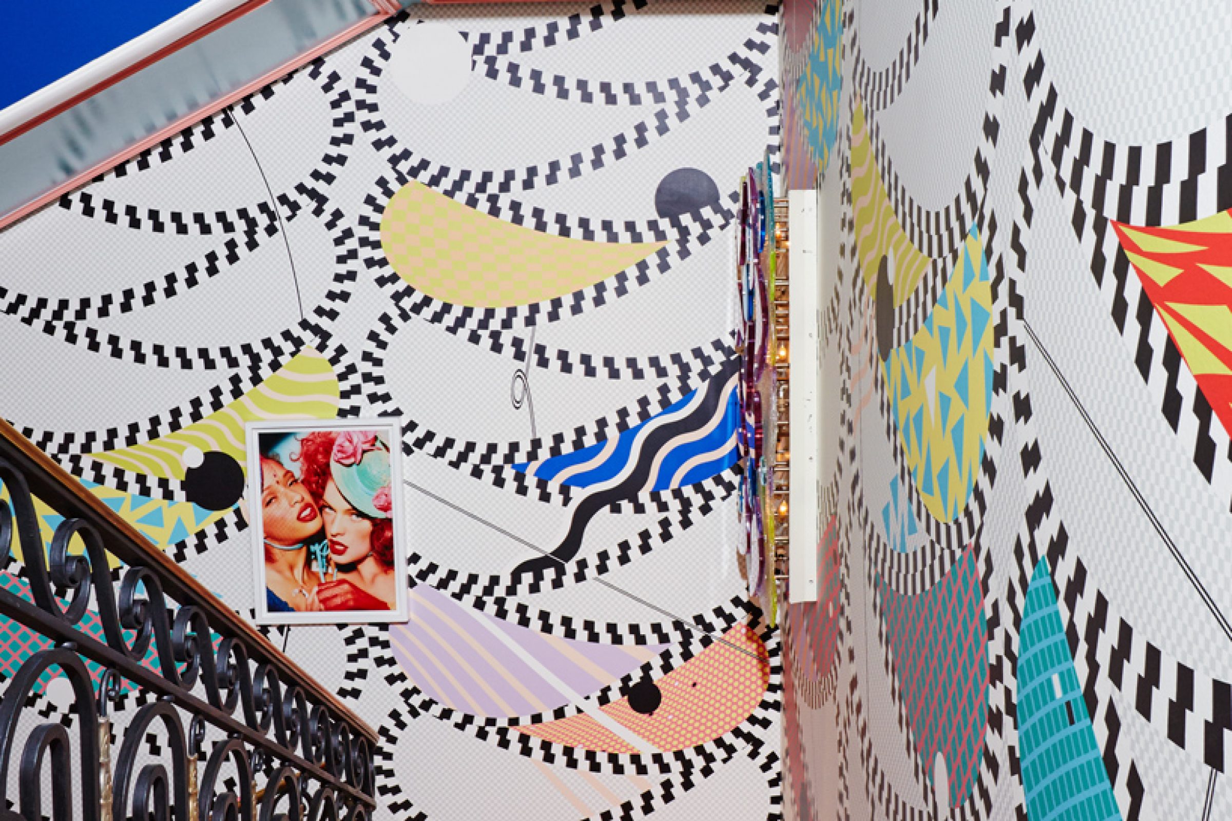 How Sasha Bikoff brings Italian Memphis Milano to Show House - Arch2O.com