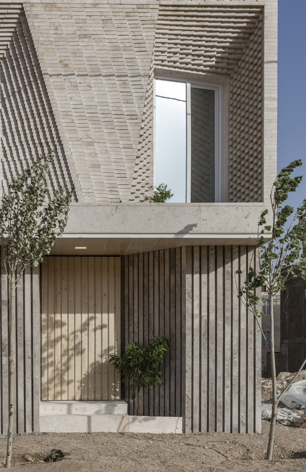 Mahallat Residential Building No3 | CAAT Studio - Arch2O.com