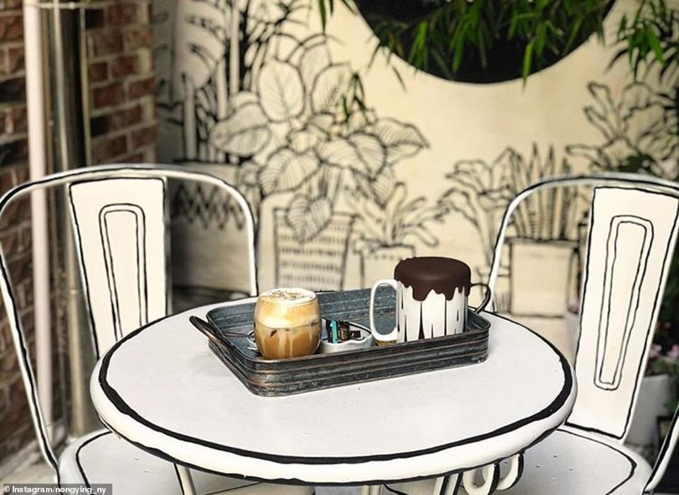 Optical Illusion Makes This Café Look Like a Cartoon - Arch2O.com