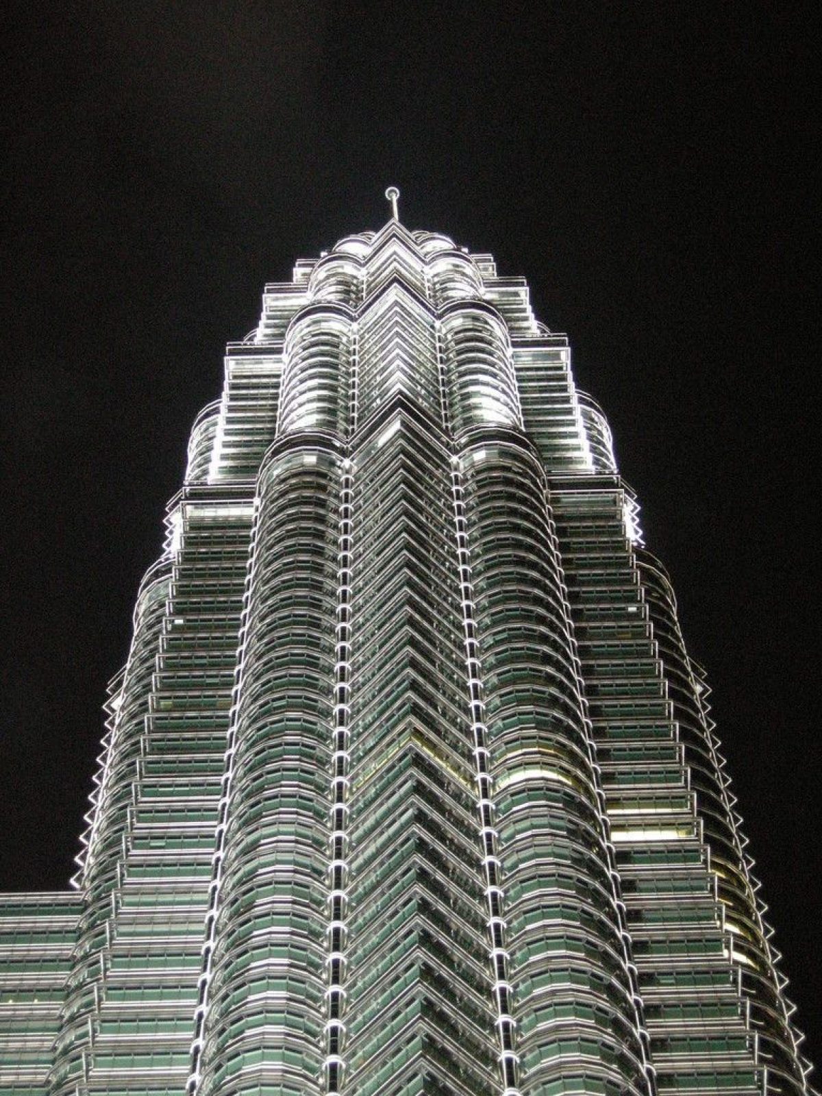 Petronas Towers | Cesar Pelli - Arch2O.com