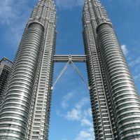 Petronas Towers | Cesar Pelli - Arch2O.com