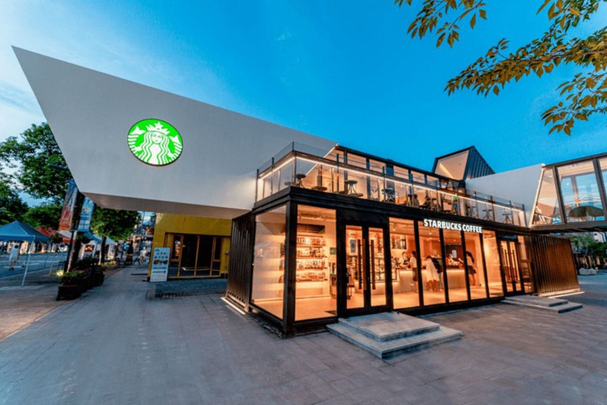 Starbucks to be the First Shipping Container Store in Asia Pacific ...