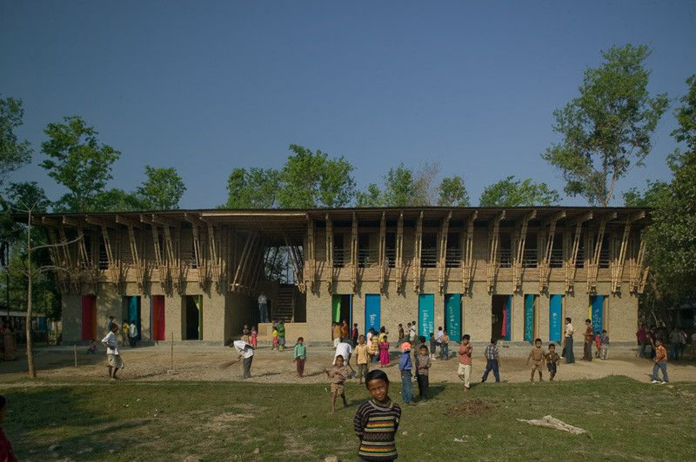 Handmade School | Anna Heringer + Eike Roswag - Arch2O.com