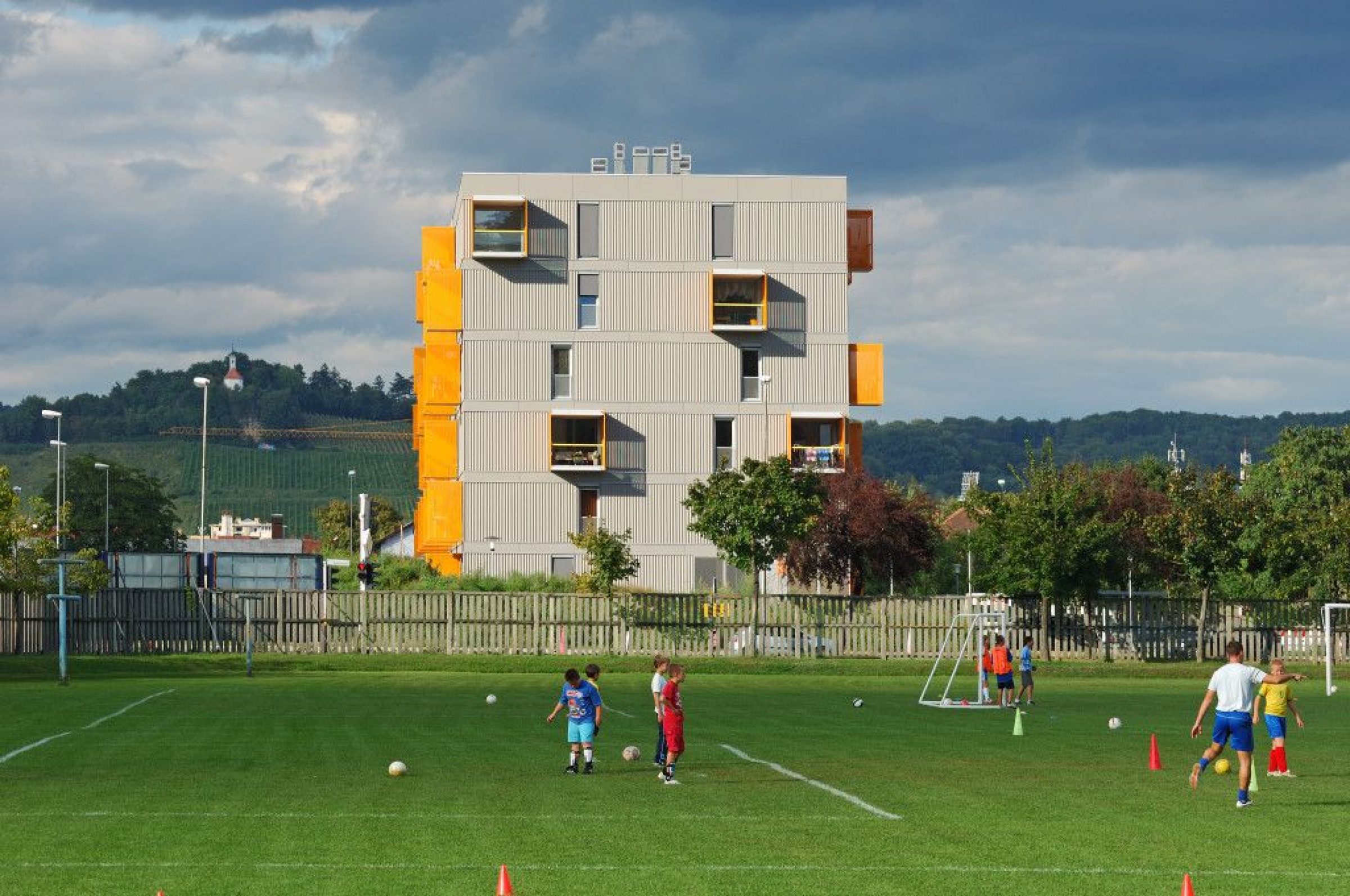 Social Housing Poljane | Bevk Perović arhitekti - Arch2O.com