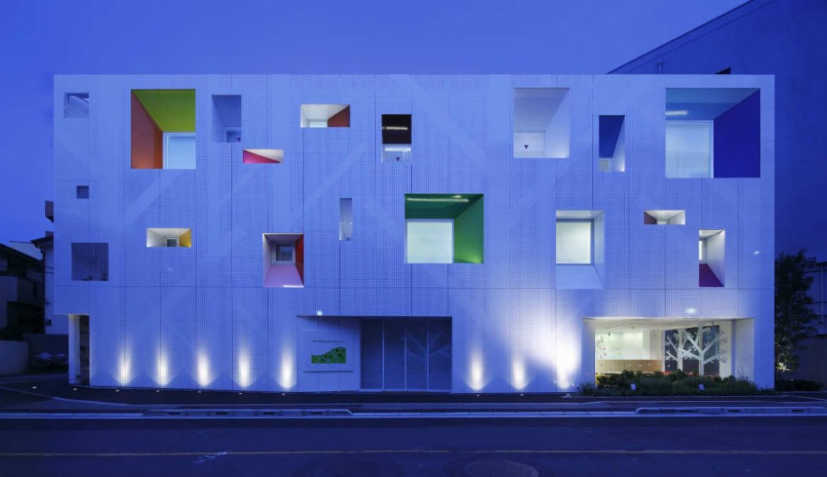 Sugamo Shinkin Bank, Tokiwadai Branch | Emmanuelle Moureaux ...