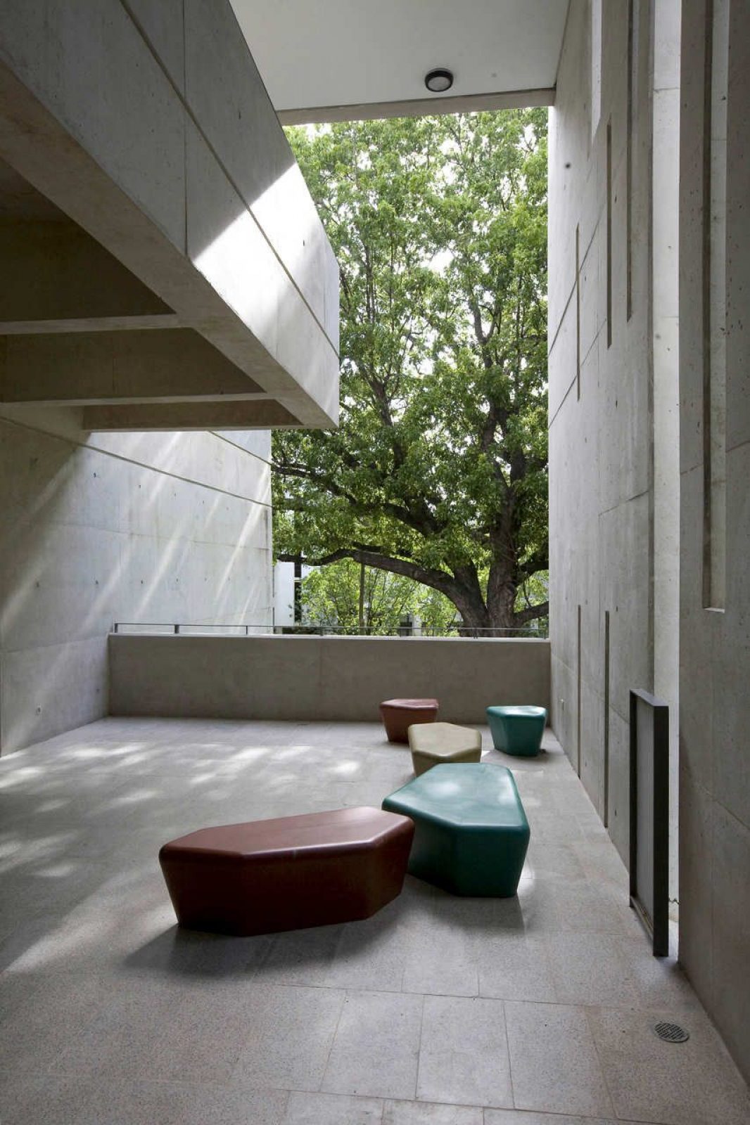 University of Puerto Rico General Studies Building | Toro Ferrer ...