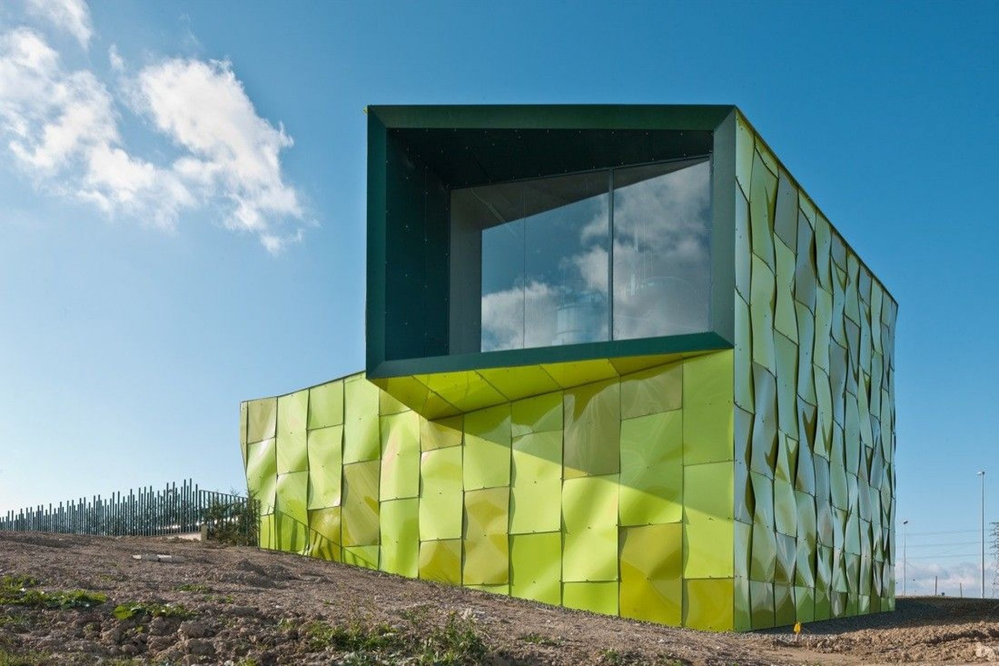 Urban Solid Waste Collection Central | Vaillo + Irigaray - Arch2O.com