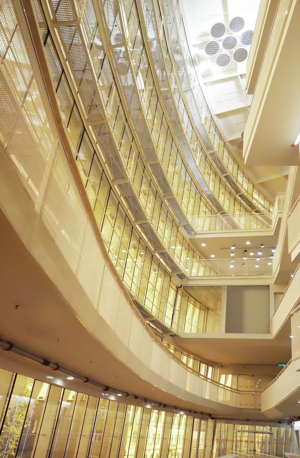 Great Amber Concert Hall | Volker Giencke - Arch2O.com