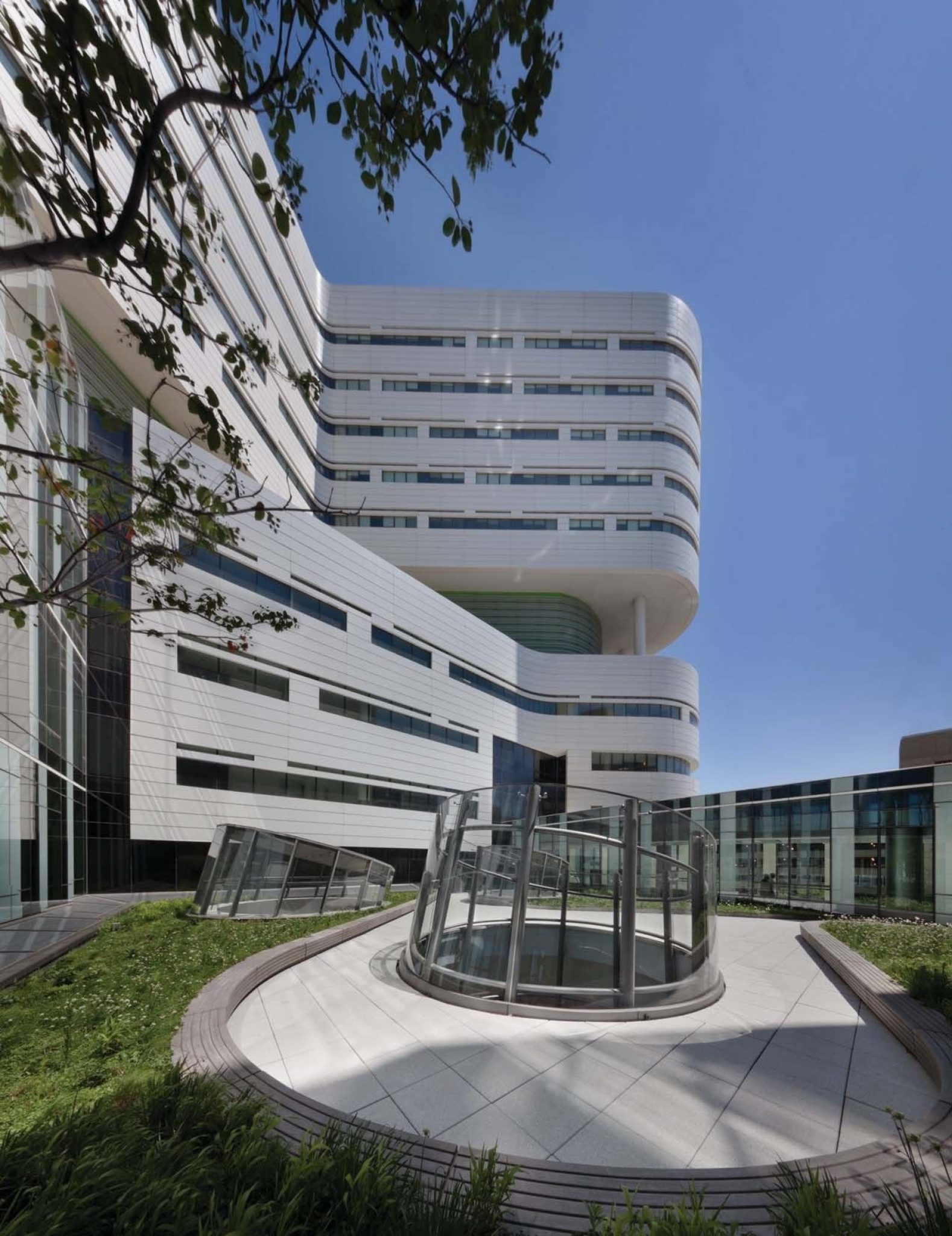 New Hospital Tower Rush University Medical Center | Perkins+Will ...