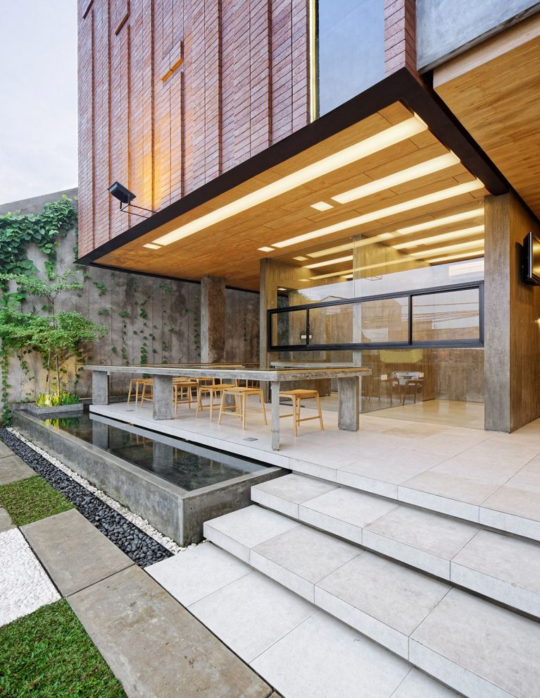 The Equalizer | Delution Architect - Arch2O.com