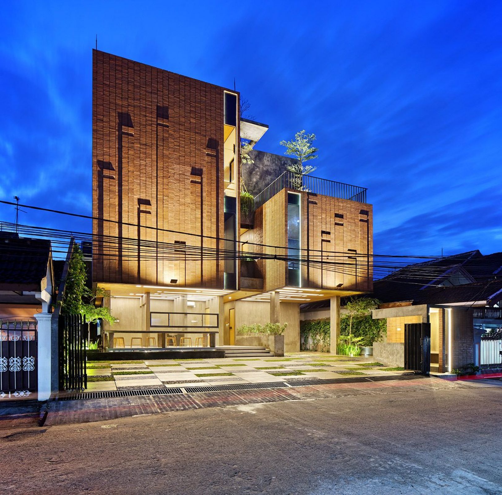 The Equalizer | Delution Architect - Arch2O.com