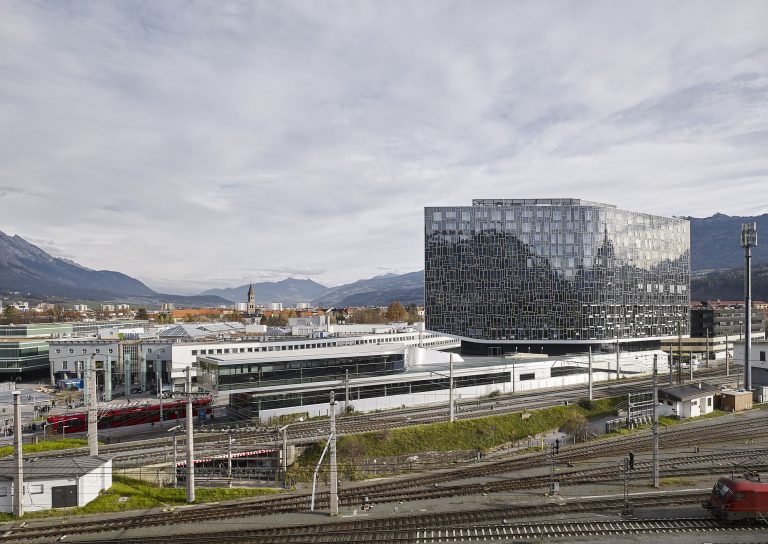 P2 Urban Hybrid – Library | LAAC – Arch2O.com