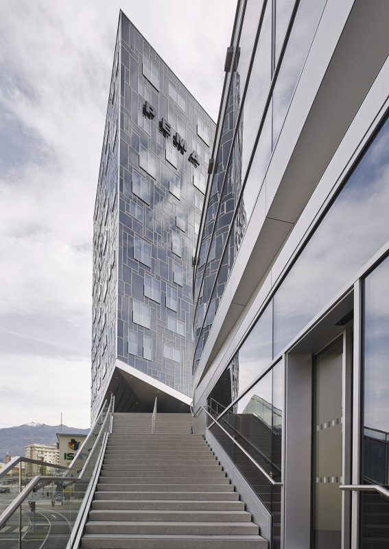 P2 Urban Hybrid – Library | LAAC – Arch2O.com