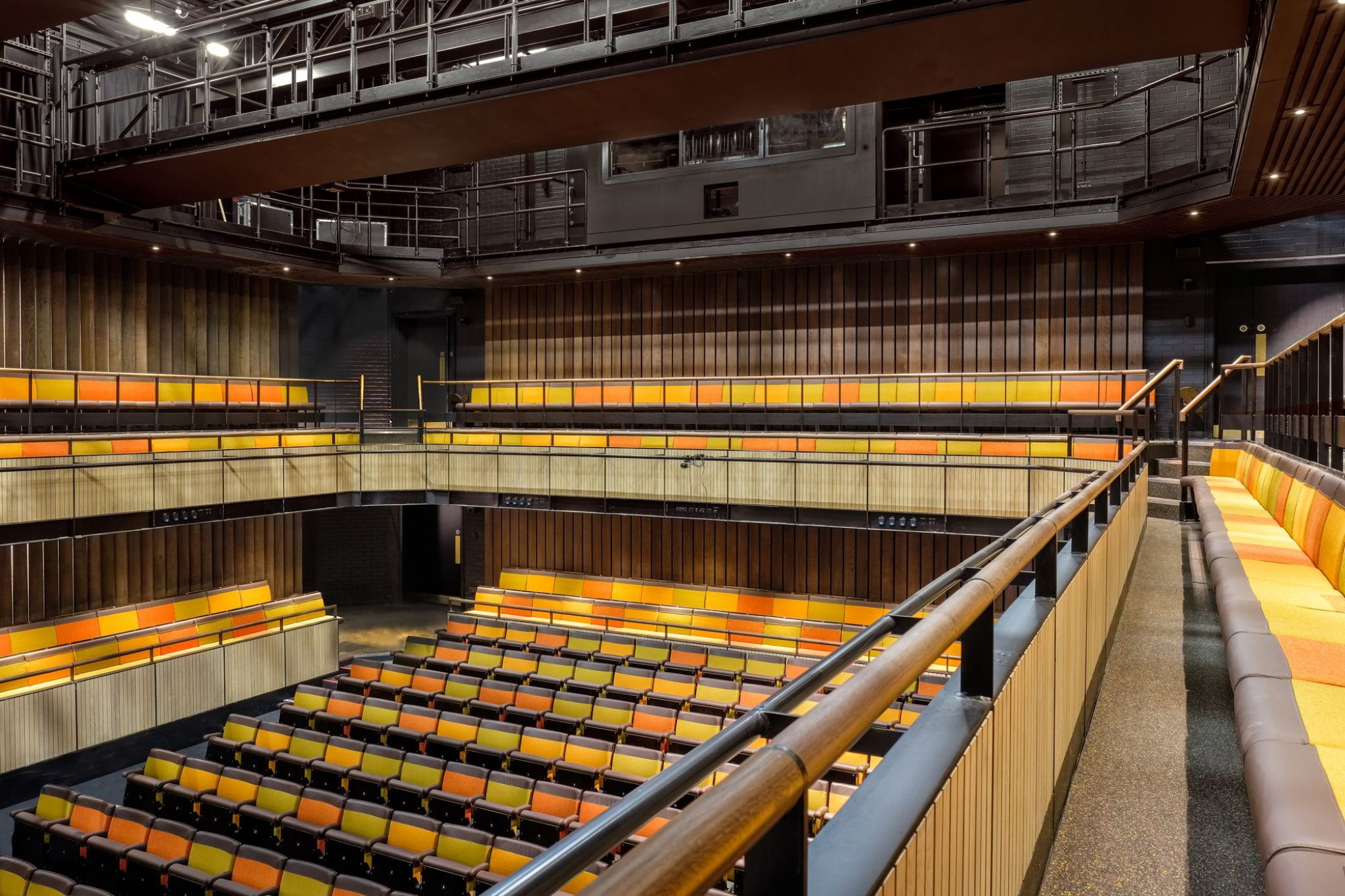 Peter Hall Performing Arts Centre | Haworth Tompkins - Arch2O.com