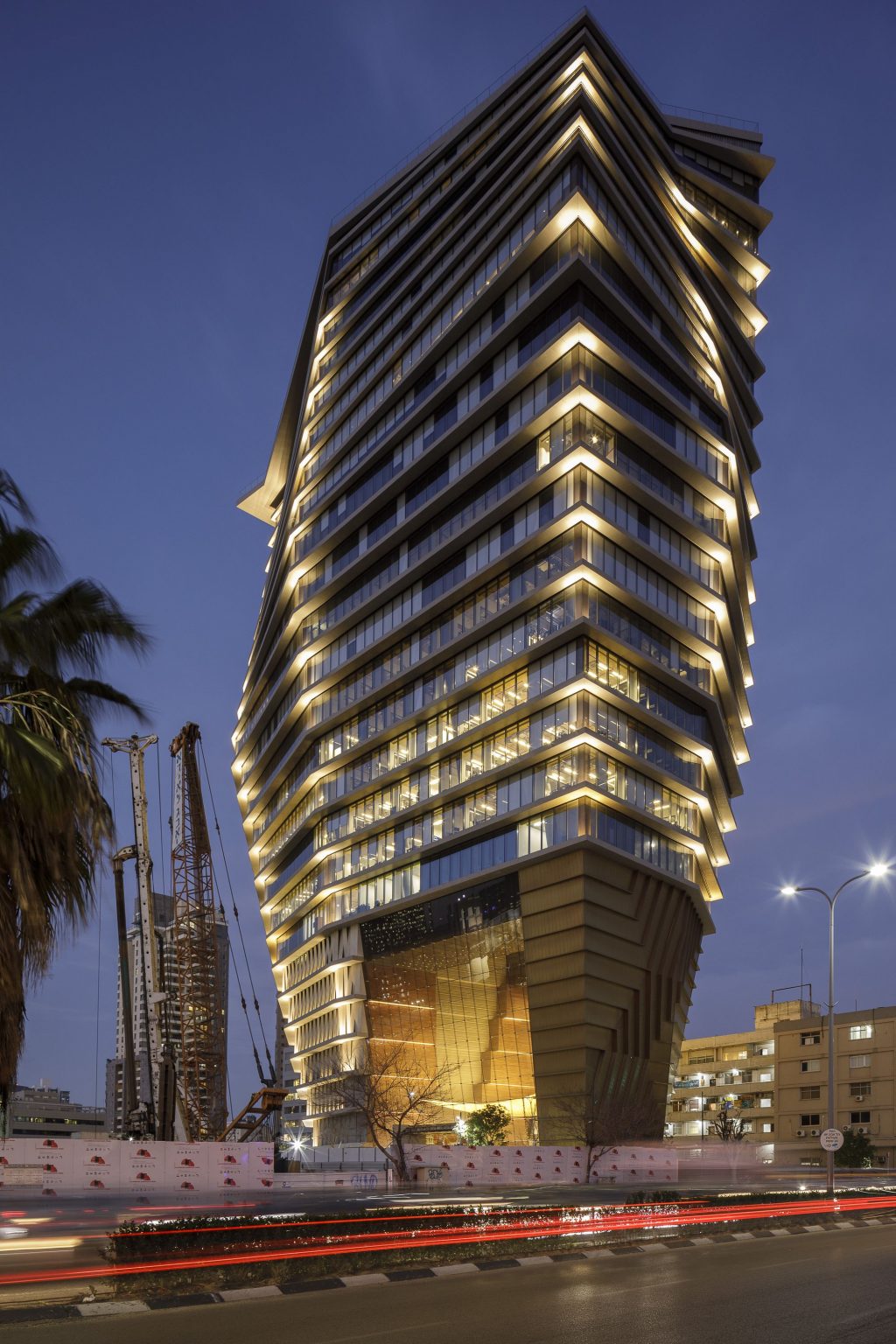 Ron Arad turn its design of ‘ToHa’ tower upside down - Arch2O.com