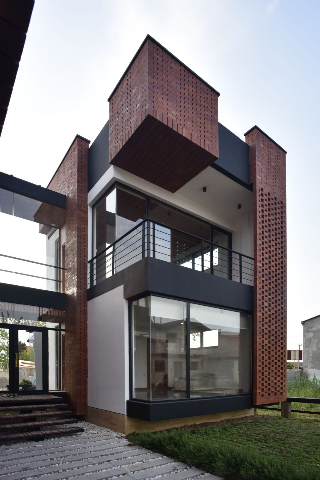 Maziar Brick House | Naghshe Khak Architectural Group - Arch2O.com