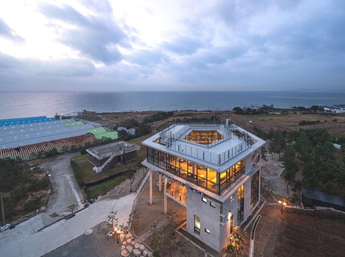 Pentagon Commercial Building | ON Architects - Arch2O.com