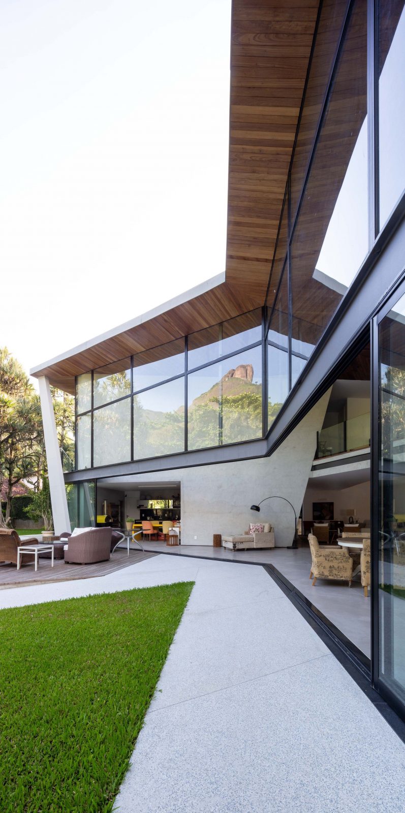 Hang Glider House | MAAR Studio - Arch2O.com