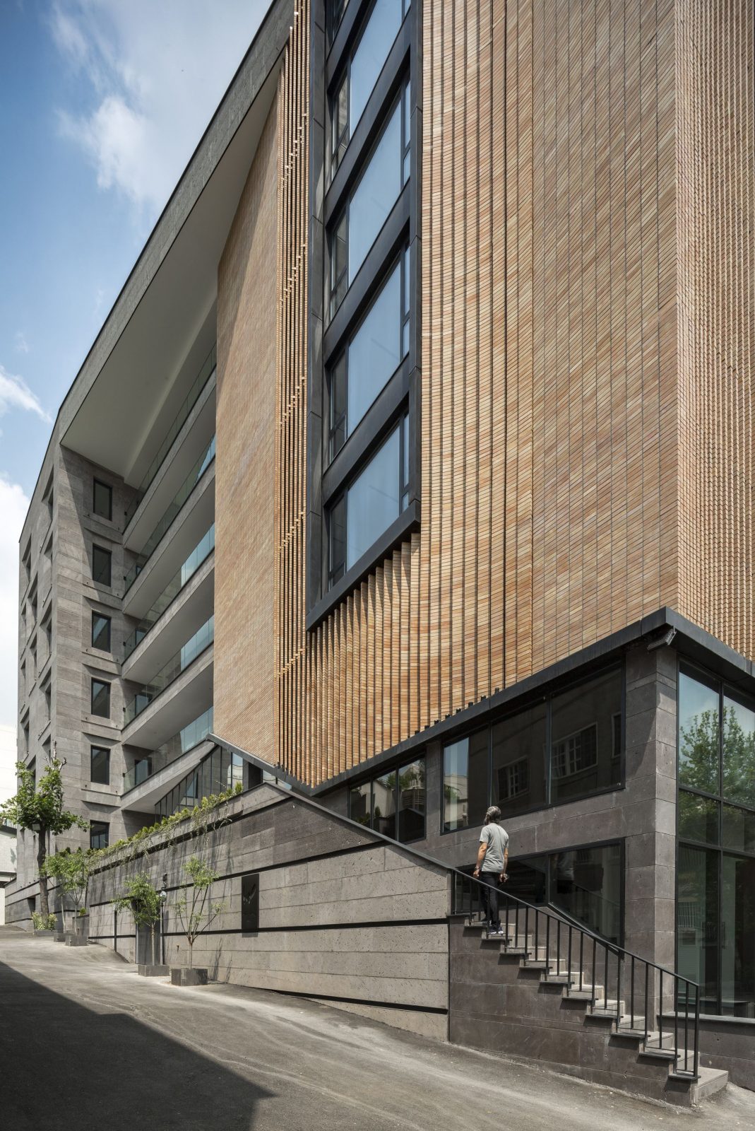 Saba Office Building | 7Hoor Architecture Studio + SBAD office - Arch2O.com