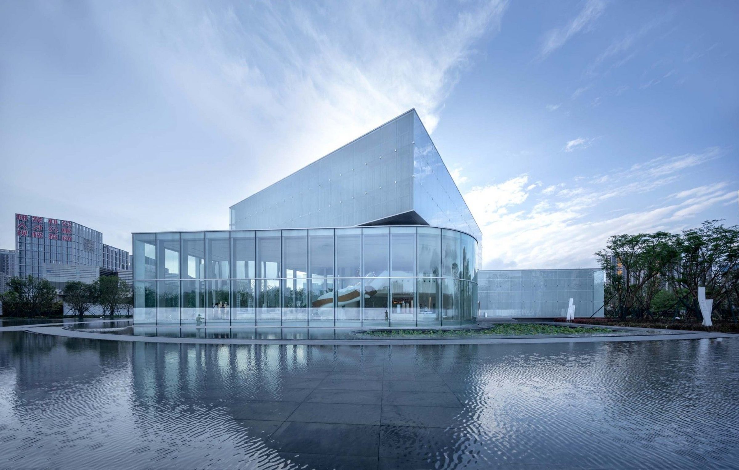 Exhibition Center of Shimao Shenzhen-Hong Kong International Center ...