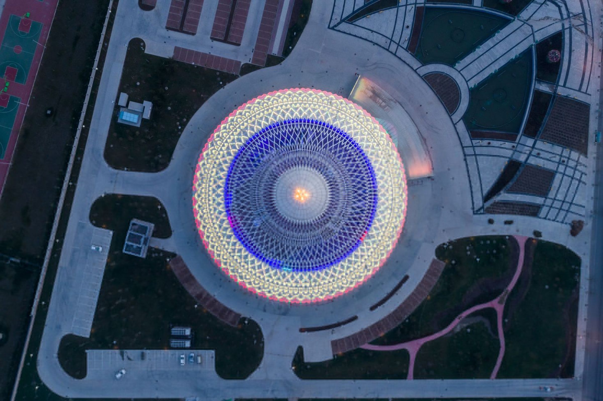 Linxia Grand Theater | DUTStudio - Arch2O.com