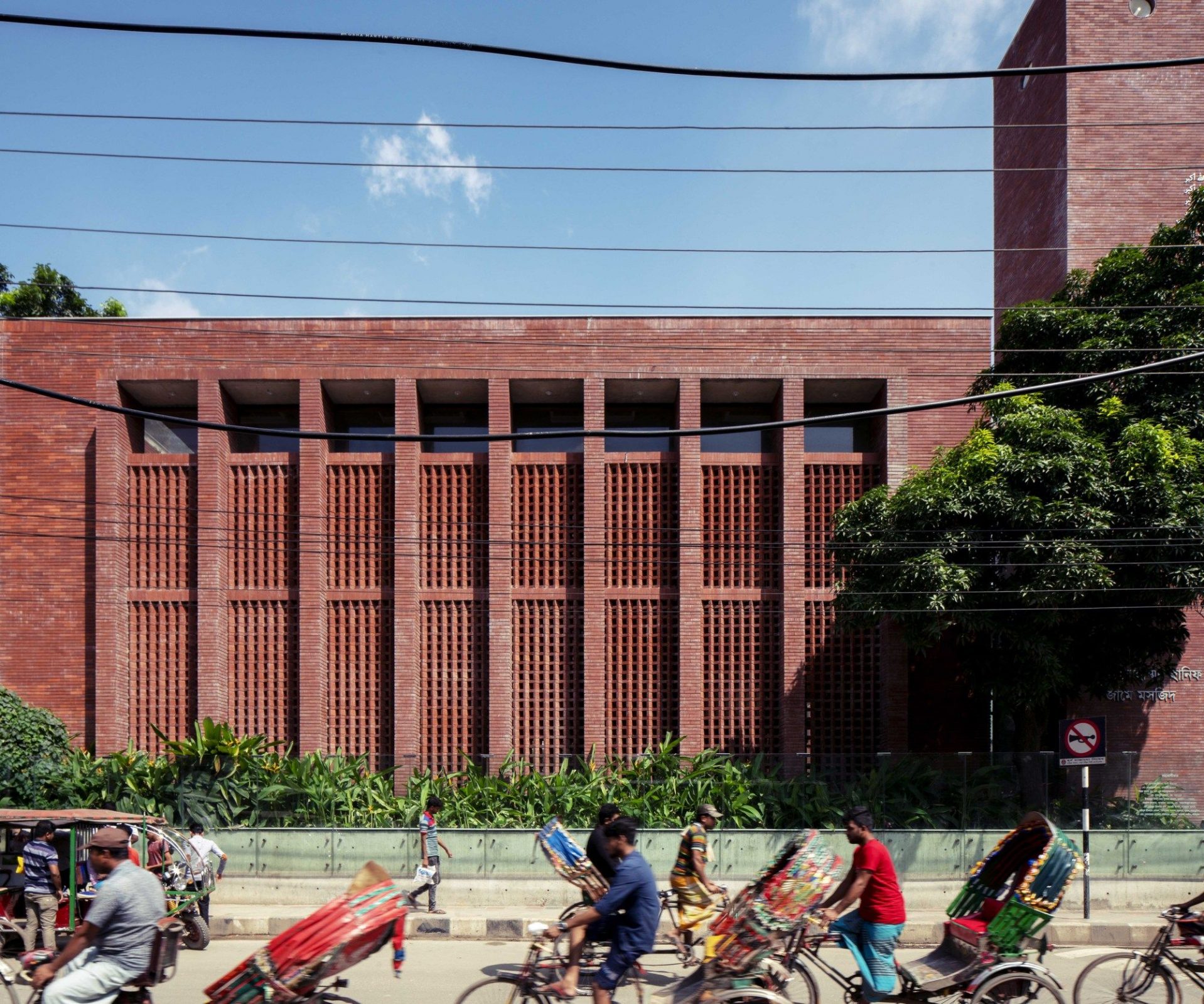 Mayor Mohammad Hanif Jame Mosque | Shatotto - Arch2O.com