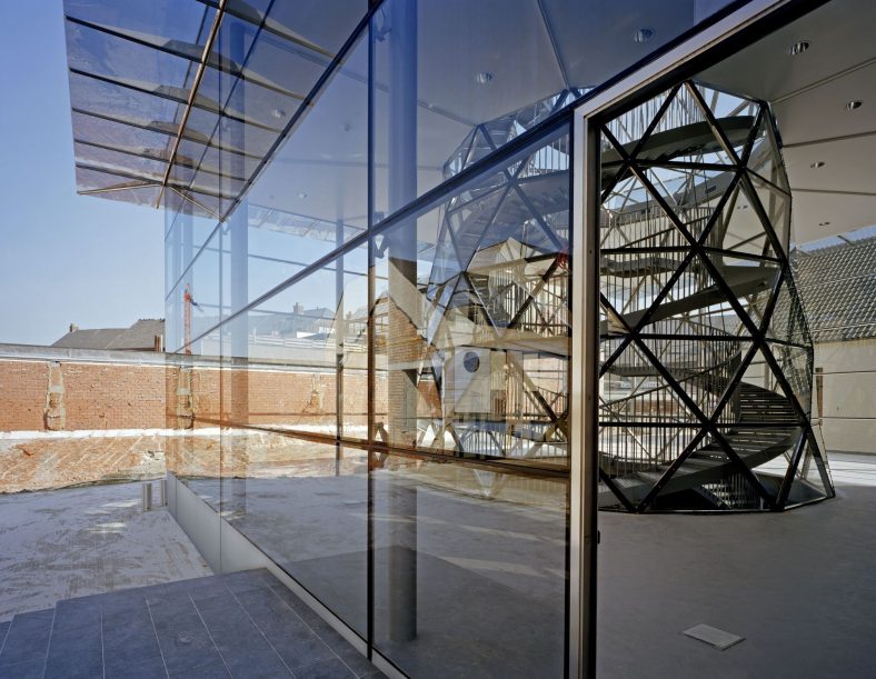 The Glass Center | Philippe Samyn and Partners - Arch2O.com
