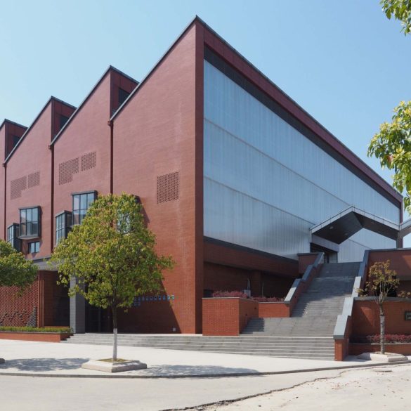 Jinhong Middle School Gymnasium | Le Architects Studio - Arch2O.com