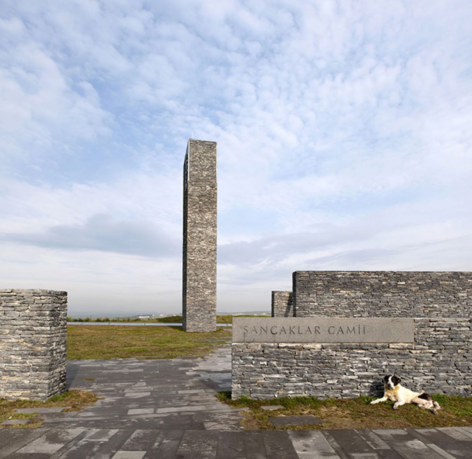 Sancaklar Mosque | Emre Arolat Architects - Arch2O.com