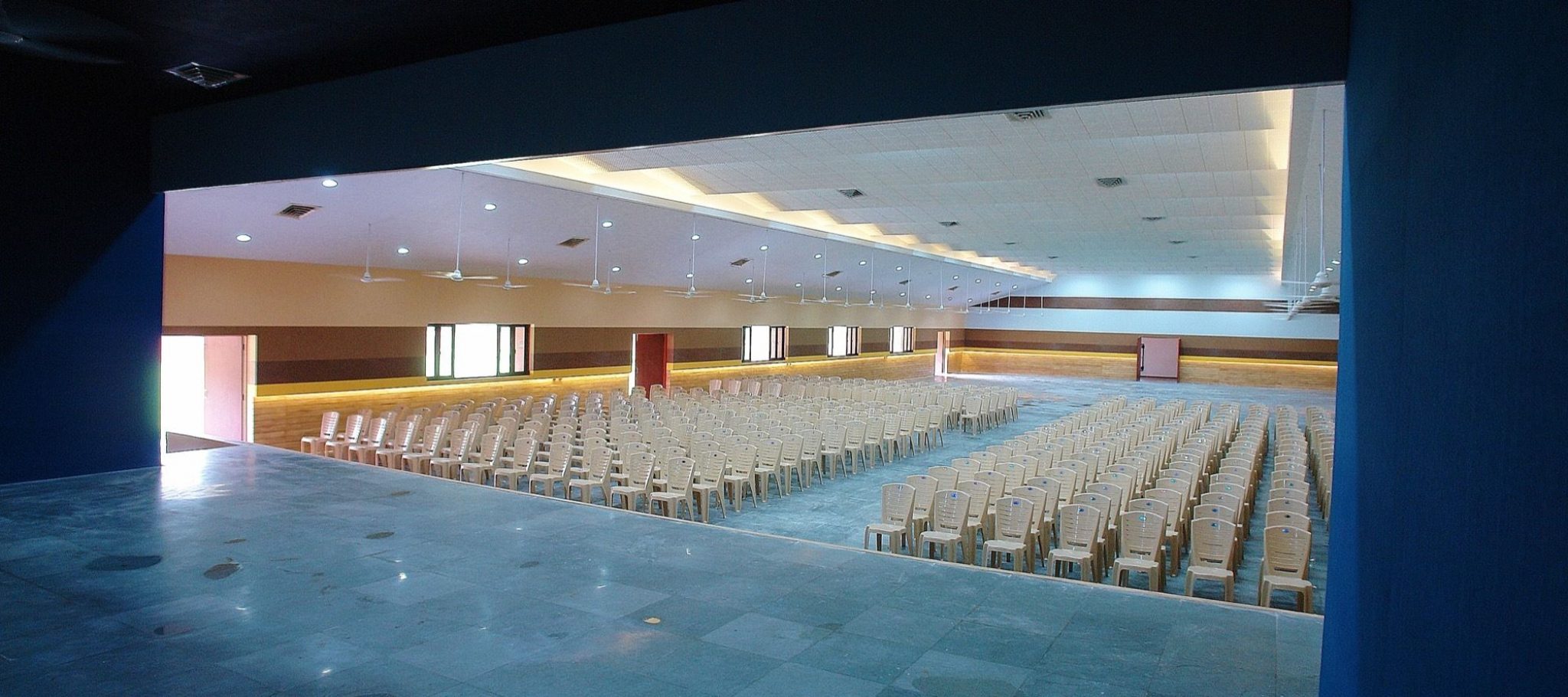 Valpoi Busstand and Community Hall | Rahul Deshpande and Associates ...