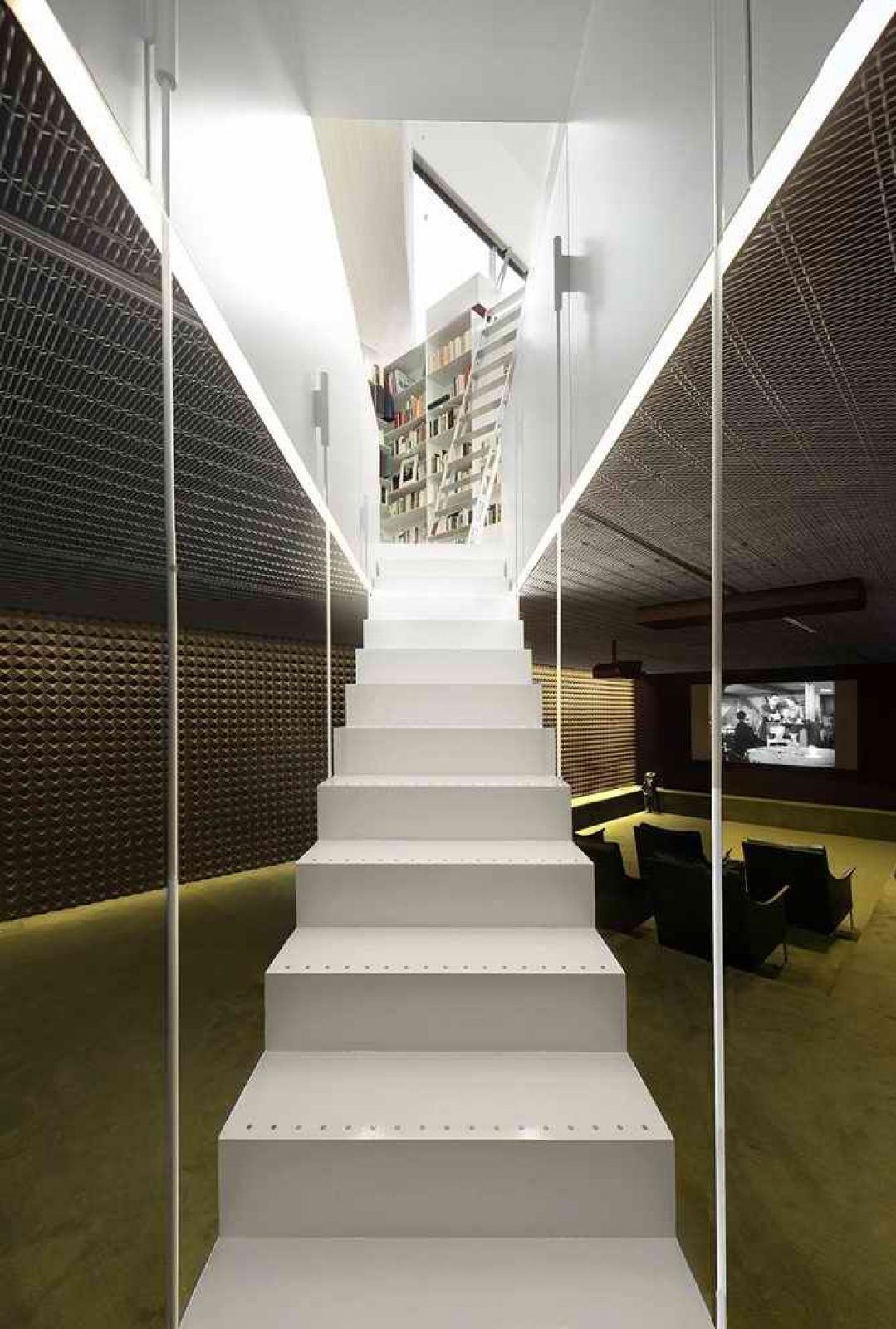 Origami House | OAB Carlos Ferrater – Arch2O.com