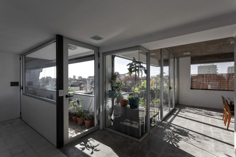 Urquiza Building | Federico Marinaro - Arch2O.com