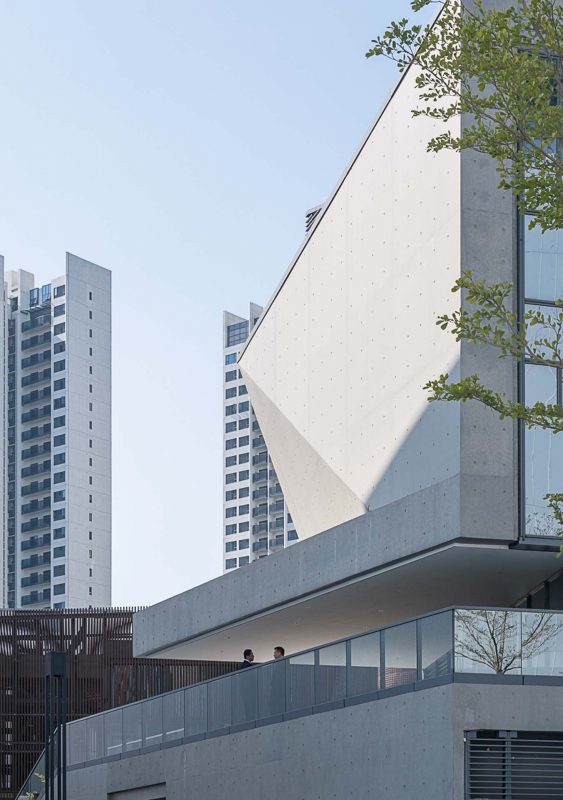 Shenzhen International Art Design Center (iADC) Art Arcade | Tanghua ...