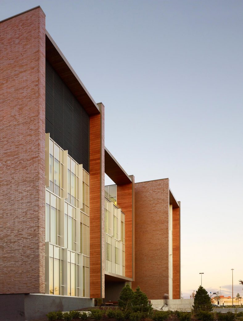Centennial College Library and Academic Building | Diamond Schmitt ...