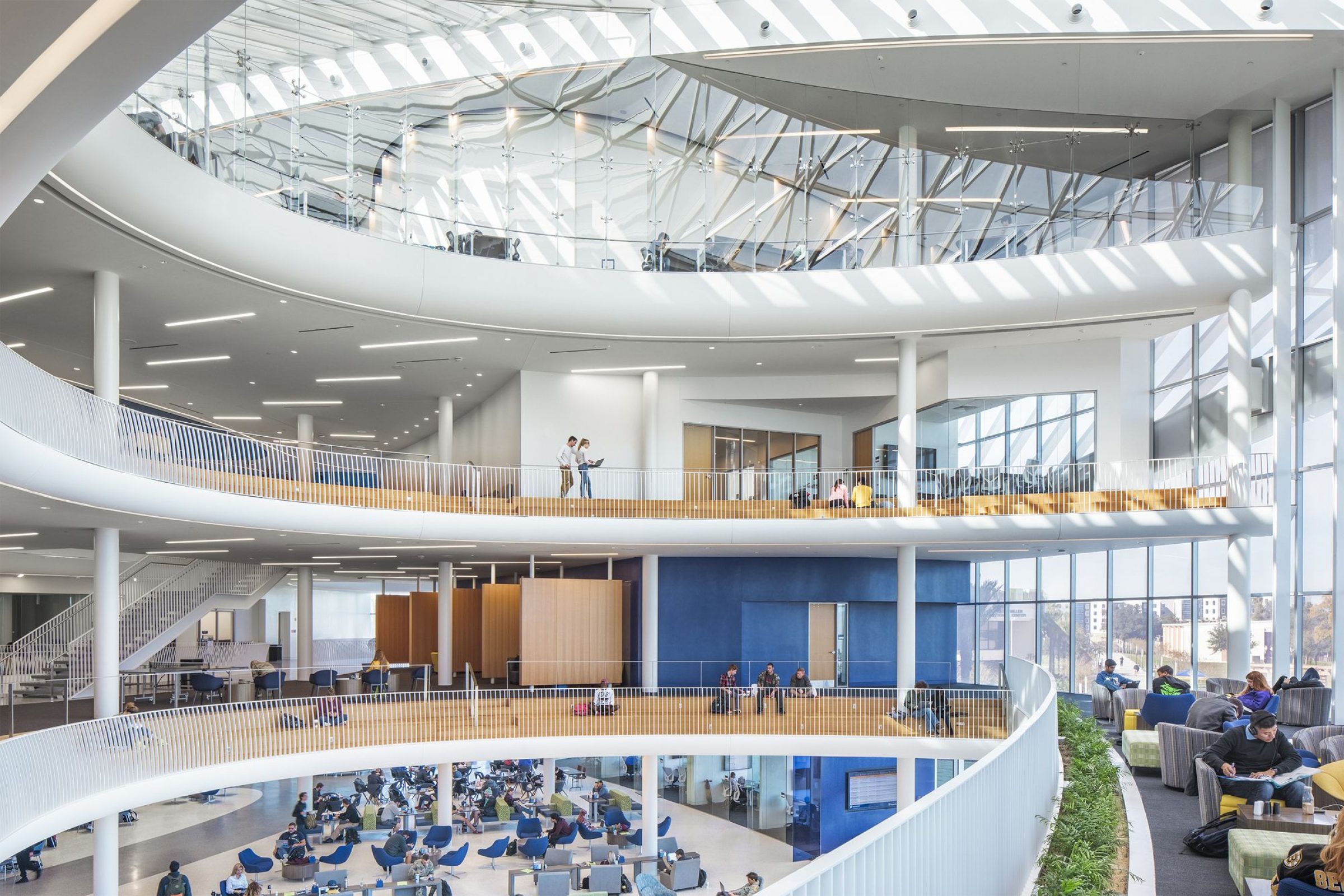 Mori Hosseini Student Union at Embry-Riddle Aeronautical University ...
