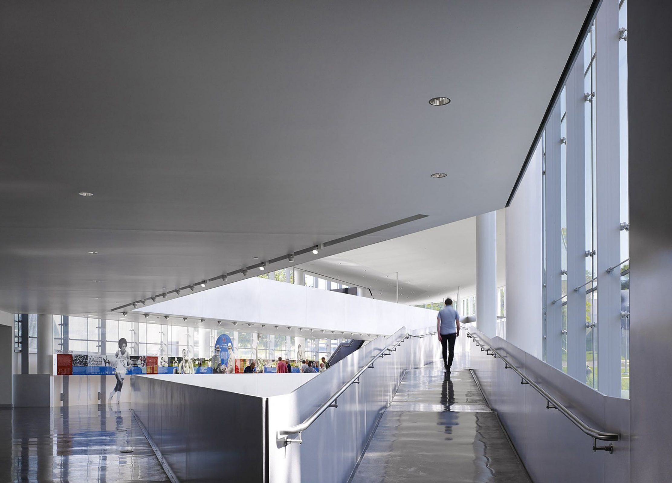 The University of Kansas DeBruce Center | Gould Evans - Arch2O.com