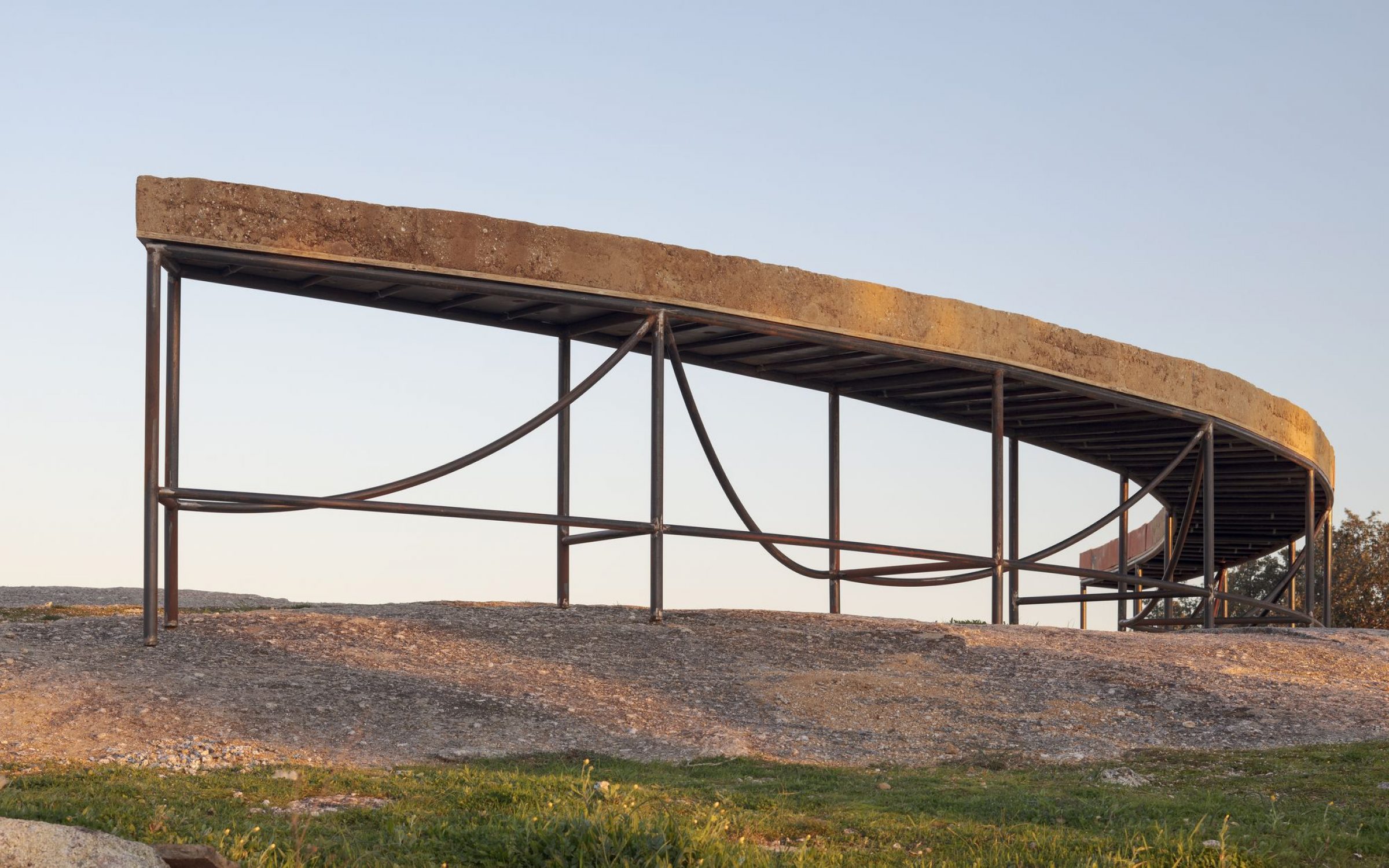 Walk the Curve Installation | Ayelen Peressini + Inês Teles - Arch2O.com