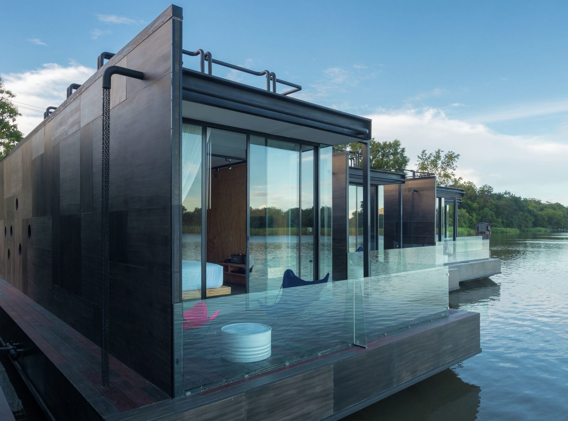 X-Float | agaligo studio - Arch2O.com