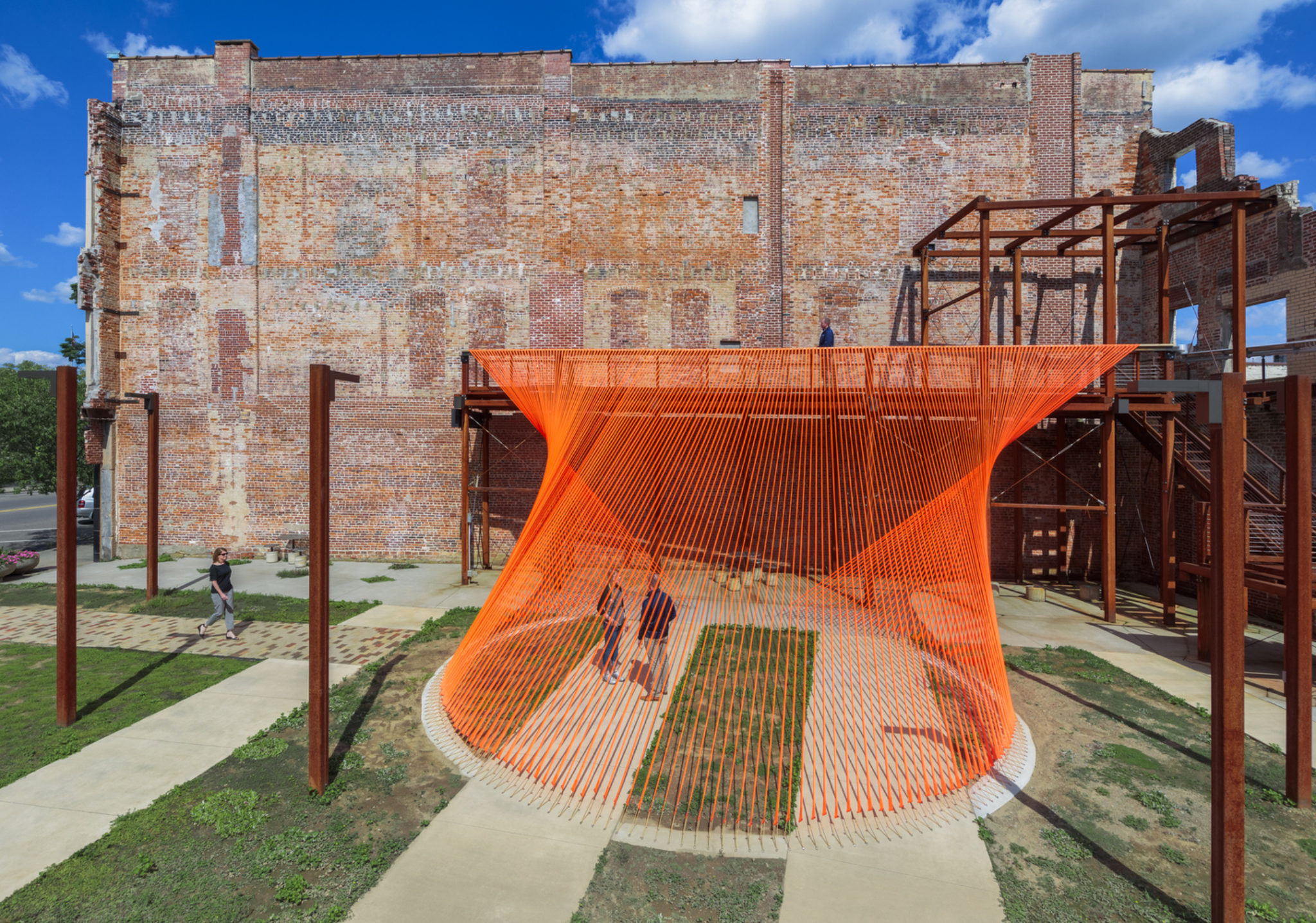 10 Projects That Incorporate Recycled and Recyclable Materials in ...