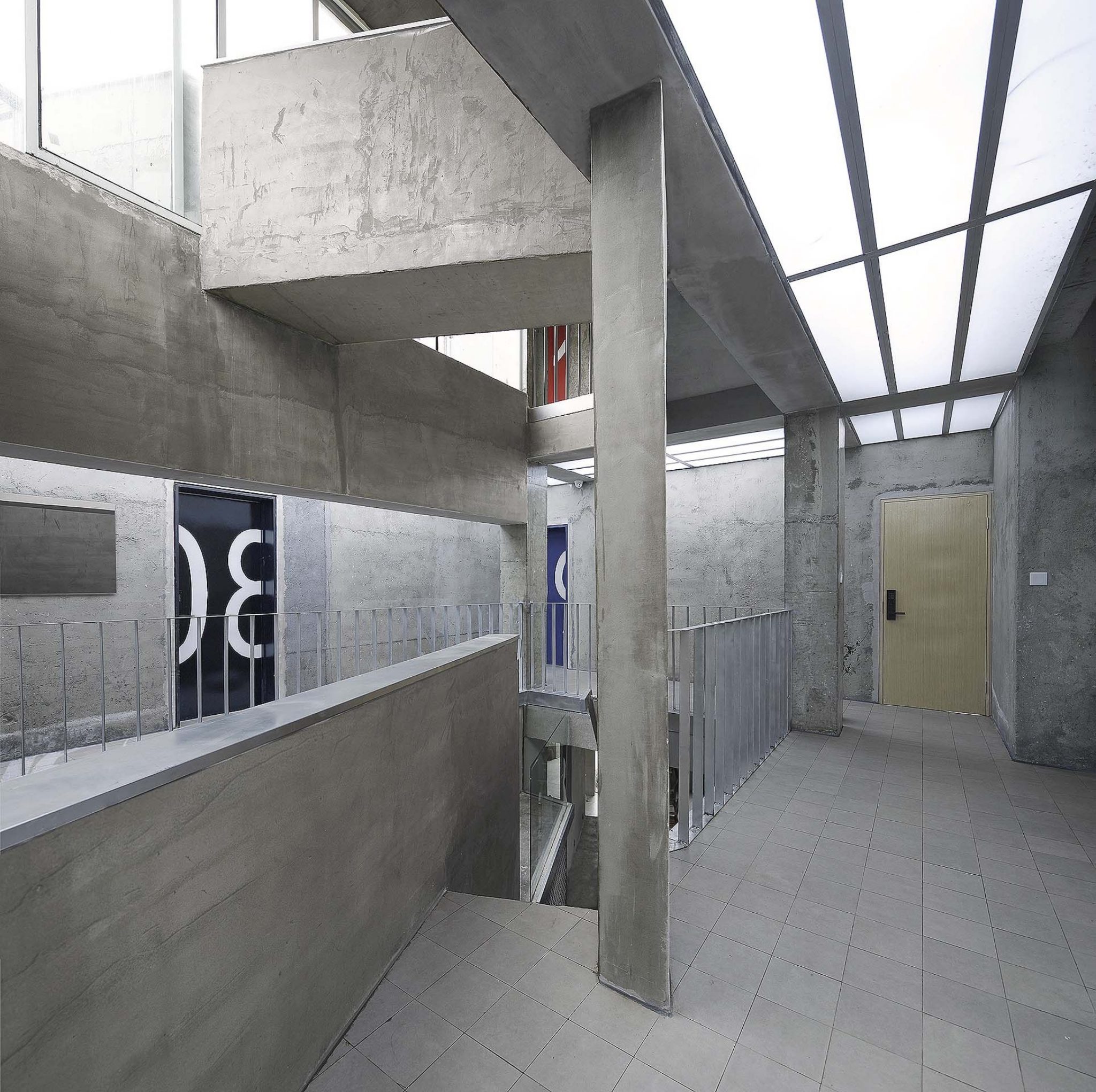 Colour Hostel Renovation | AML Design studio - Arch2O.com