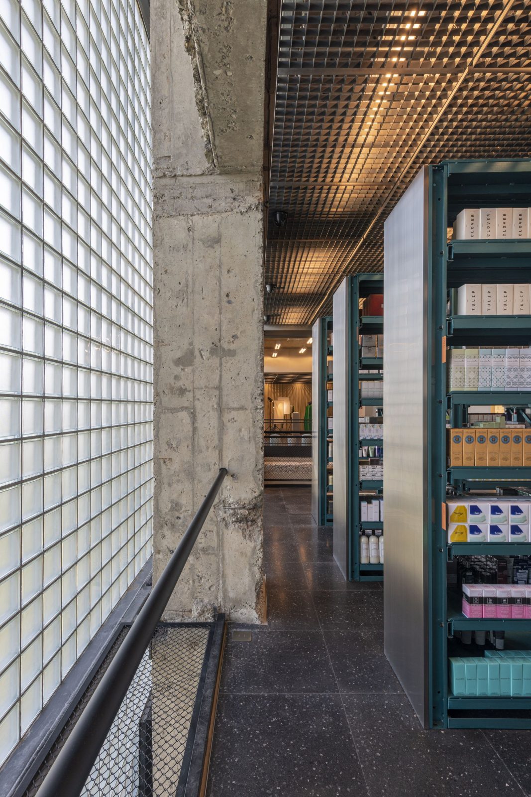 HARMAY Beijing Flagship Store | AIM Architecture - Arch2O.com